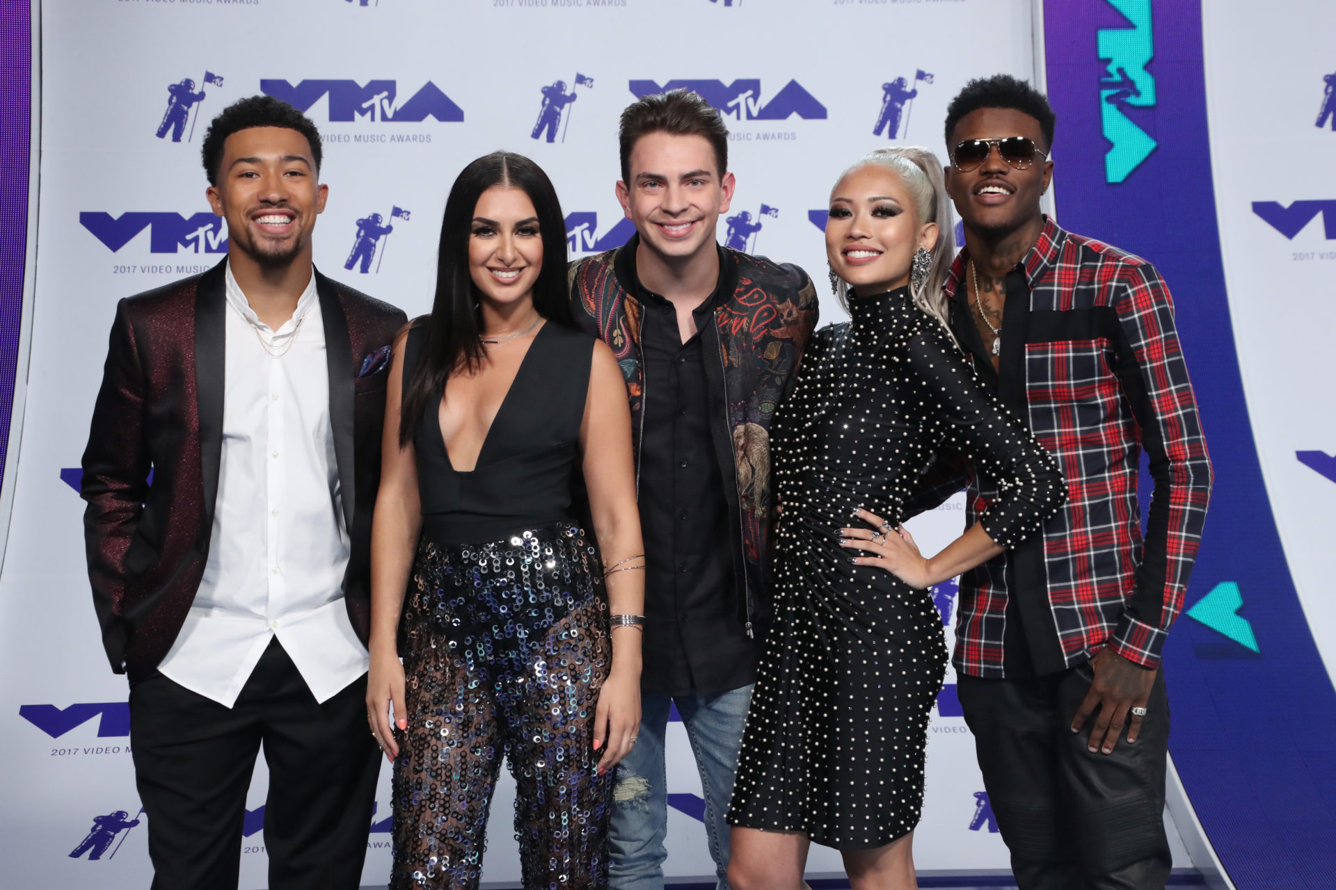 TRL will not be cancelled and will actually expand - Hot Pop Today