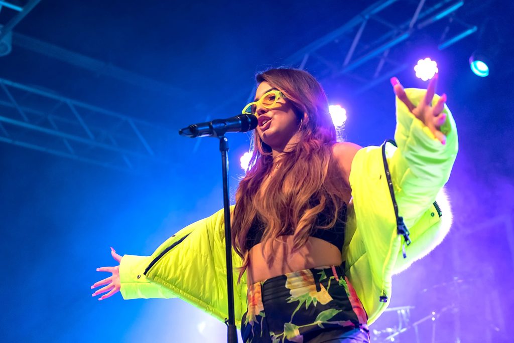 Mabel Drops Dance-Filled Video for New Single “Mad Love” - Hot Pop Today